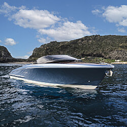 Riva Boutique, excellence inspired by the yachting world